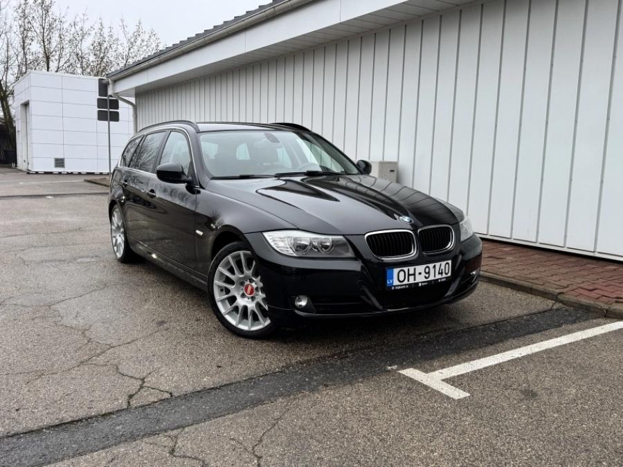 Black BMW 316 2012 in Riga, with an engine capacity of 2.00 L and mileage of 253 thousand km for 5795 €, photo 14 on AUTOMOTO.COM.LV