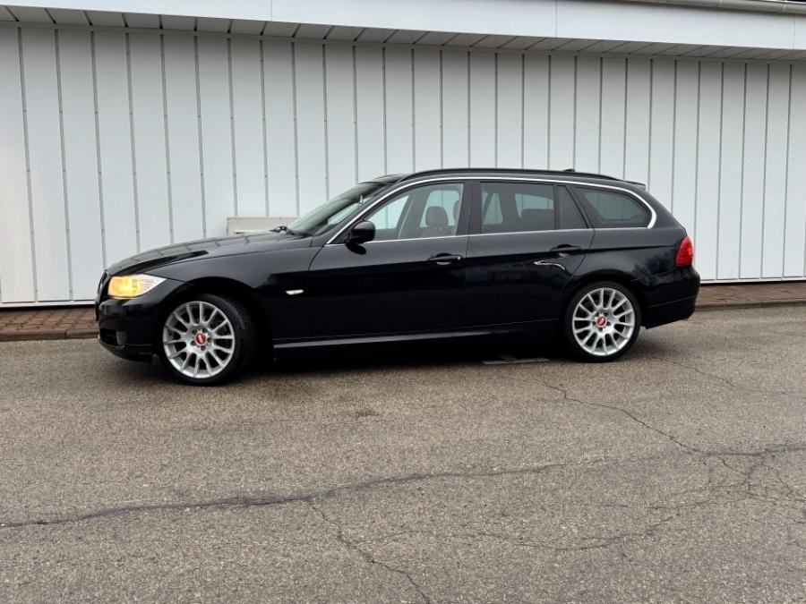 Black BMW 316 2012 in Riga, with an engine capacity of 2.00 L and mileage of 253 thousand km for 5795 €, photo 25 on AUTOMOTO.COM.LV