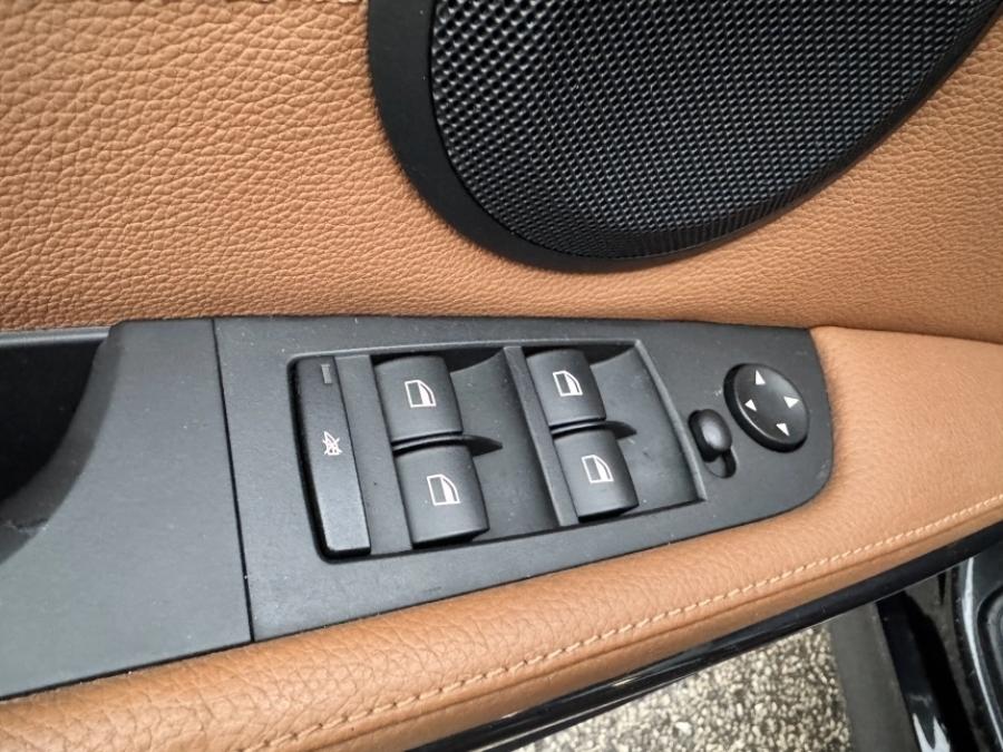 Black BMW 316 2012 in Riga, with an engine capacity of 2.00 L and mileage of 253 thousand km for 5795 €, photo 31 on AUTOMOTO.COM.LV