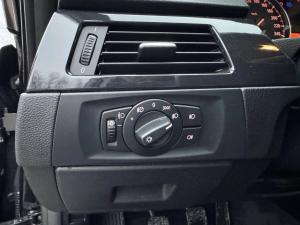Black BMW 316 2012 in Riga, with an engine capacity of 2.00 L and mileage of 253 thousand km for 5795 €, photo 34 on AUTOMOTO.COM.LV