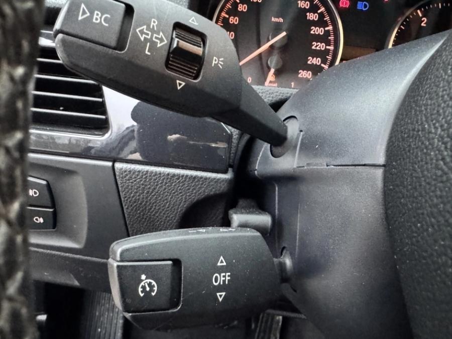 Black BMW 316 2012 in Riga, with an engine capacity of 2.00 L and mileage of 253 thousand km for 5795 €, photo 35 on AUTOMOTO.COM.LV