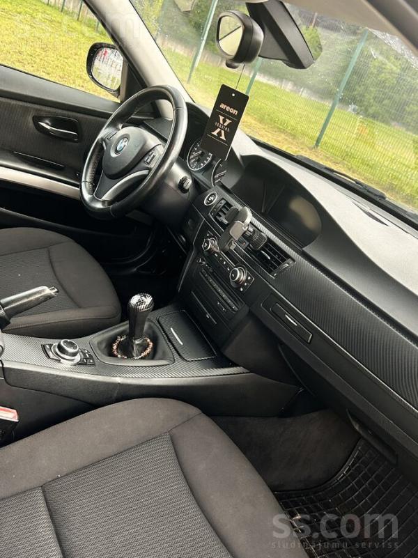 Melns BMW 316 2012 Krāslava, ar dzinēja tilpumu 2.00 L un nobraukumu 297 tūkst. km par 5000 €, foto 9 vietnē AUTOMOTO.COM.LV