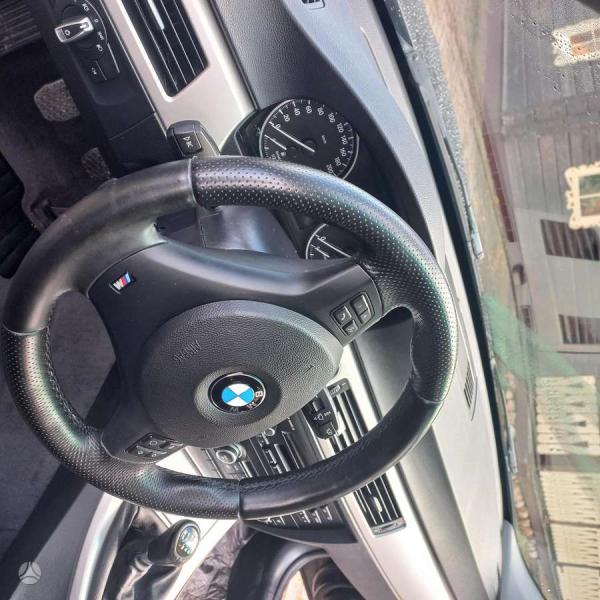 Black BMW 316 2012 in Utena, with an engine capacity of 2.00 L and mileage of 217 thousand km for 3300 €, photo 8 on AUTOMOTO.COM.LV