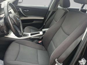Melns BMW 316 2012 Viļņa, ar dzinēja tilpumu 1.60 L un nobraukumu 218 tūkst. km par 3600 €, foto 11 vietnē AUTOMOTO.COM.LV
