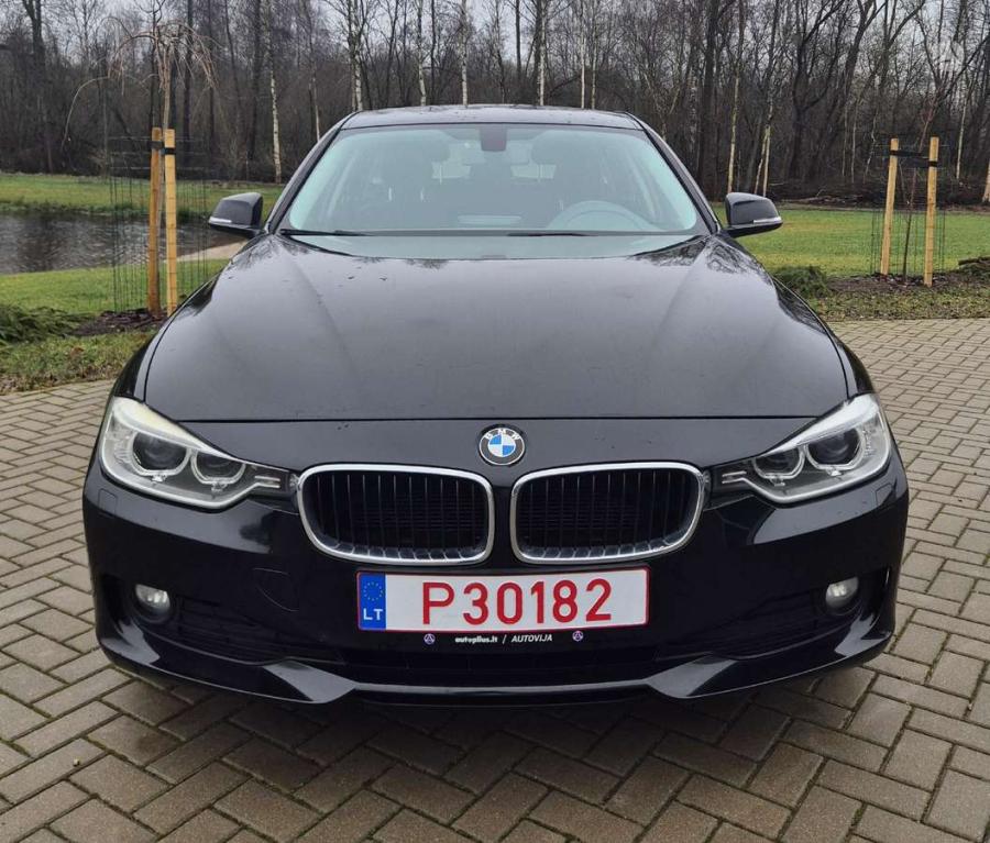 Melns BMW 316 2013 Utena, ar dzinēja tilpumu 1.60 L un nobraukumu 286 tūkst. km par 4750 €, foto 2 vietnē AUTOMOTO.COM.LV