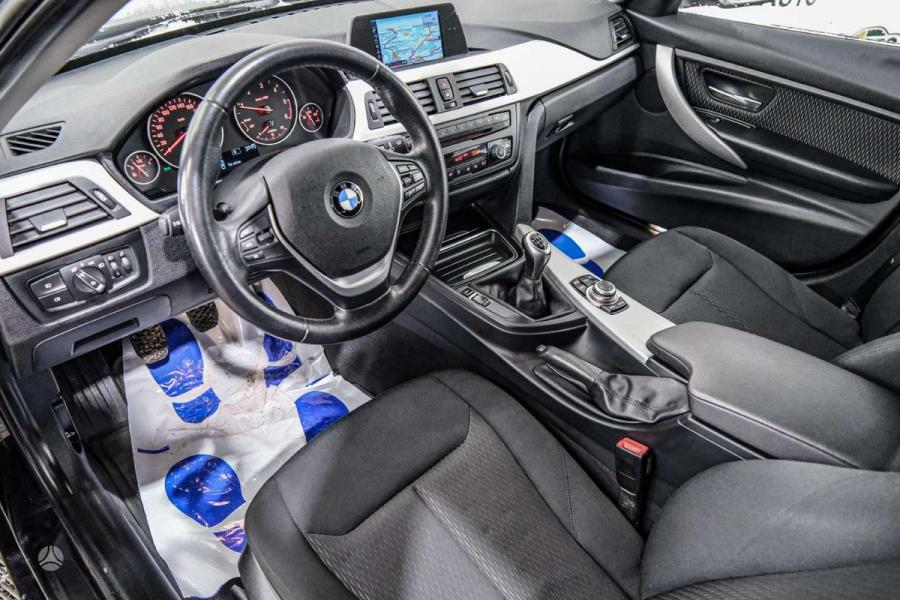 Melns BMW 316 2013 Kauņa, ar dzinēja tilpumu 2.00 L un nobraukumu 317 tūkst. km par 6890 €, foto 5 vietnē AUTOMOTO.COM.LV