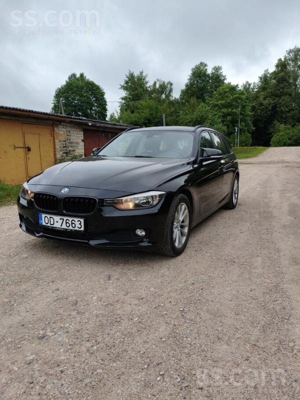Melns BMW 316 2013 Dobele, ar dzinēja tilpumu 2.00 L un nobraukumu 210 tūkst. km par 7150 €, foto 1 vietnē AUTOMOTO.COM.LV