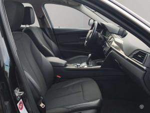 Black BMW 316 2013 in Klaipeda, with an engine capacity of 2.00 L and mileage of 308 thousand km for 6999 €, photo 9 on AUTOMOTO.COM.LV