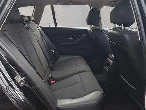 Black BMW 316 2013 in Klaipeda, with an engine capacity of 2.00 L and mileage of 308 thousand km for 6999 €, photo 10 on AUTOMOTO.COM.LV