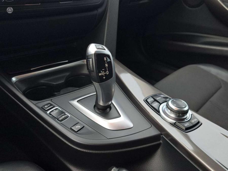 Black BMW 316 2013 in Klaipeda, with an engine capacity of 2.00 L and mileage of 308 thousand km for 6999 €, photo 17 on AUTOMOTO.COM.LV