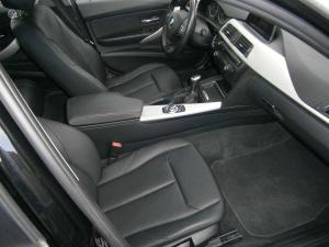 Black BMW 316 2014 in Alytus, with an engine capacity of 2.00 L and mileage of 410 thousand km for 5800 €, photo 11 on AUTOMOTO.COM.LV