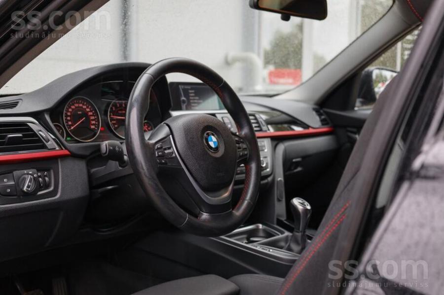 Black BMW 316 2014 in Riga, with an engine capacity of 1.60 L and mileage of 280 thousand km for 6995 €, photo 11 on AUTOMOTO.COM.LV