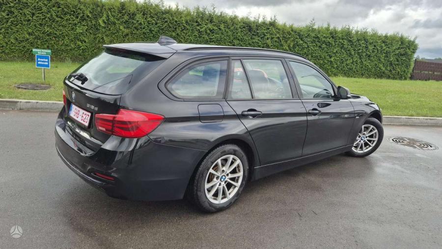 Black BMW 316 2015 in Taurage, with an engine capacity of 2.00 L and mileage of 318 thousand km for 7450 €, photo 9 on AUTOMOTO.COM.LV
