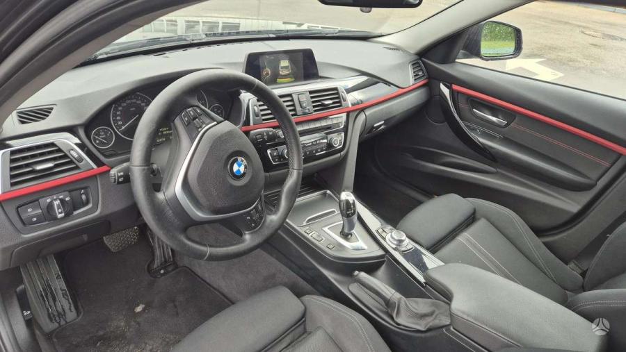 Black BMW 316 2015 in Taurage, with an engine capacity of 2.00 L and mileage of 318 thousand km for 7450 €, photo 18 on AUTOMOTO.COM.LV