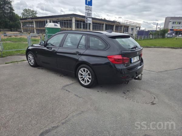 Black BMW 316 2016 in Riga, with an engine capacity of 2.00 L and mileage of 317 thousand km for 8200 €, photo 4 on AUTOMOTO.COM.LV