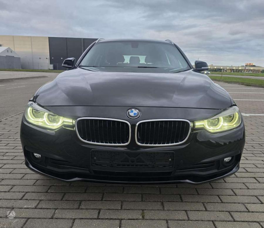 Black BMW 316 2017 in Panevezys, with an engine capacity of 2.00 L and mileage of 216 thousand km for 9499 €, photo 9 on AUTOMOTO.COM.LV