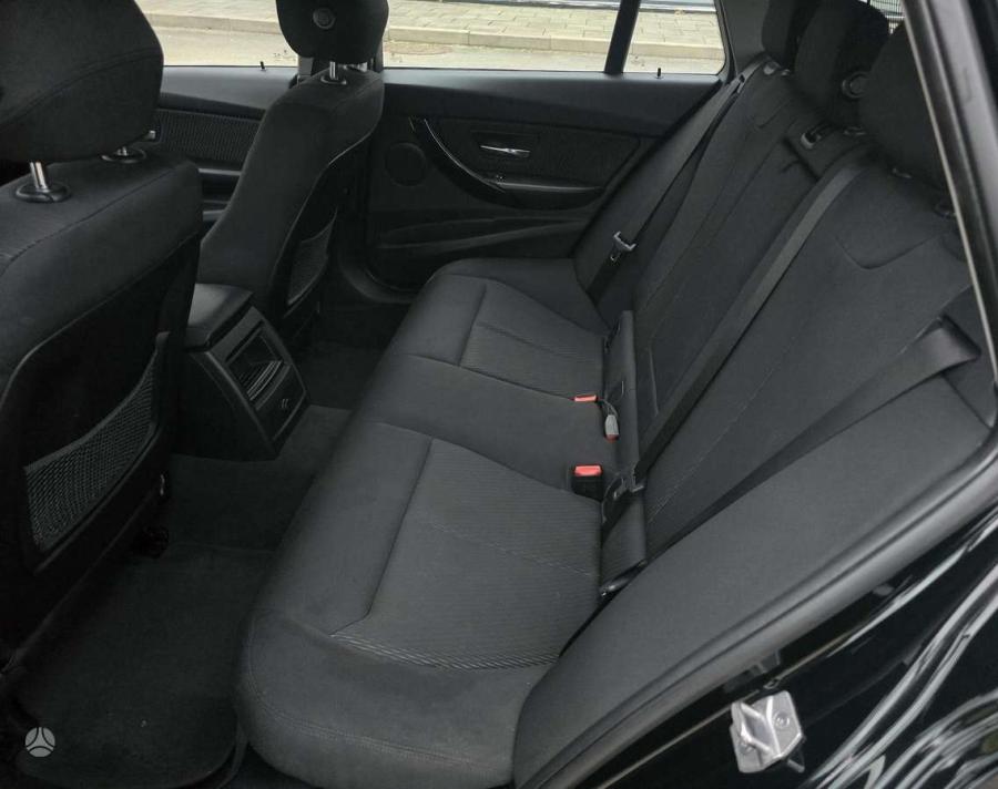 Black BMW 316 2017 in Panevezys, with an engine capacity of 2.00 L and mileage of 216 thousand km for 9499 €, photo 16 on AUTOMOTO.COM.LV