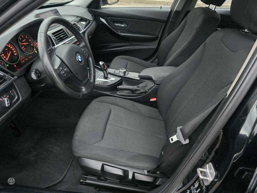 Black BMW 316 2017 in Panevezys, with an engine capacity of 2.00 L and mileage of 216 thousand km for 9499 €, photo 17 on AUTOMOTO.COM.LV