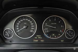 Black BMW 316 2017 in Panevezys, with an engine capacity of 2.00 L and mileage of 216 thousand km for 9499 €, photo 21 on AUTOMOTO.COM.LV
