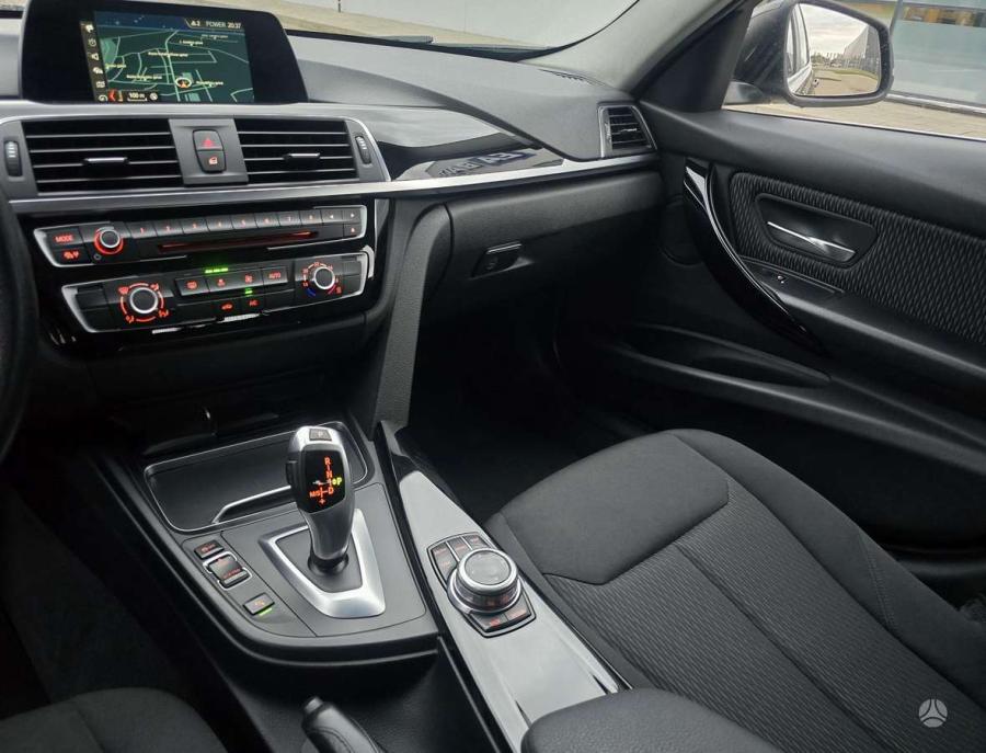Black BMW 316 2017 in Panevezys, with an engine capacity of 2.00 L and mileage of 216 thousand km for 9499 €, photo 22 on AUTOMOTO.COM.LV