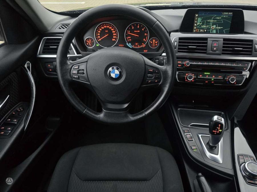 Melns BMW 316 2017 Panevēža, ar dzinēja tilpumu 2.00 L un nobraukumu 216 tūkst. km par 8999 €, foto 18 vietnē AUTOMOTO.COM.LV