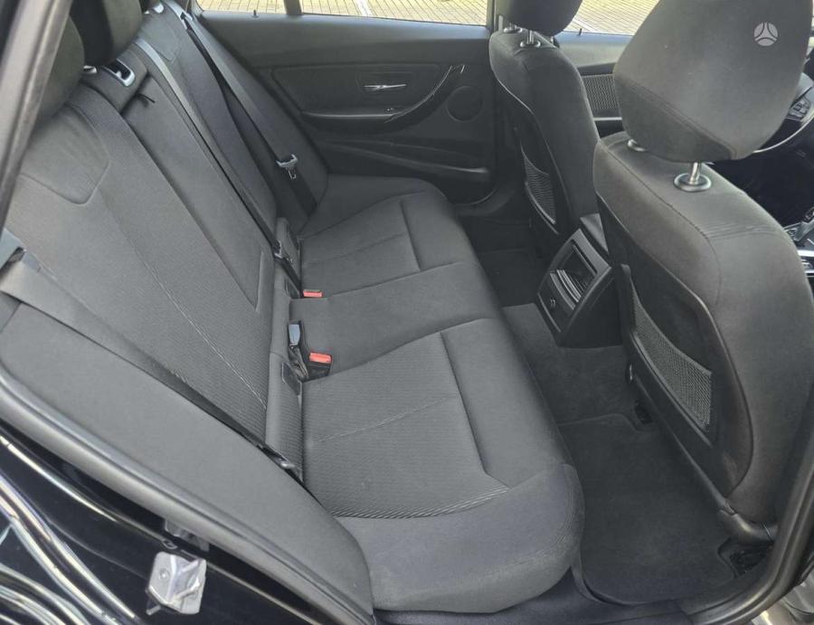 Black BMW 316 2017 in Panevezys, with an engine capacity of 2.00 L and mileage of 216 thousand km for 8499 €, photo 12 on AUTOMOTO.COM.LV