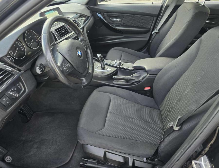 Black BMW 316 2017 in Panevezys, with an engine capacity of 2.00 L and mileage of 216 thousand km for 8499 €, photo 15 on AUTOMOTO.COM.LV