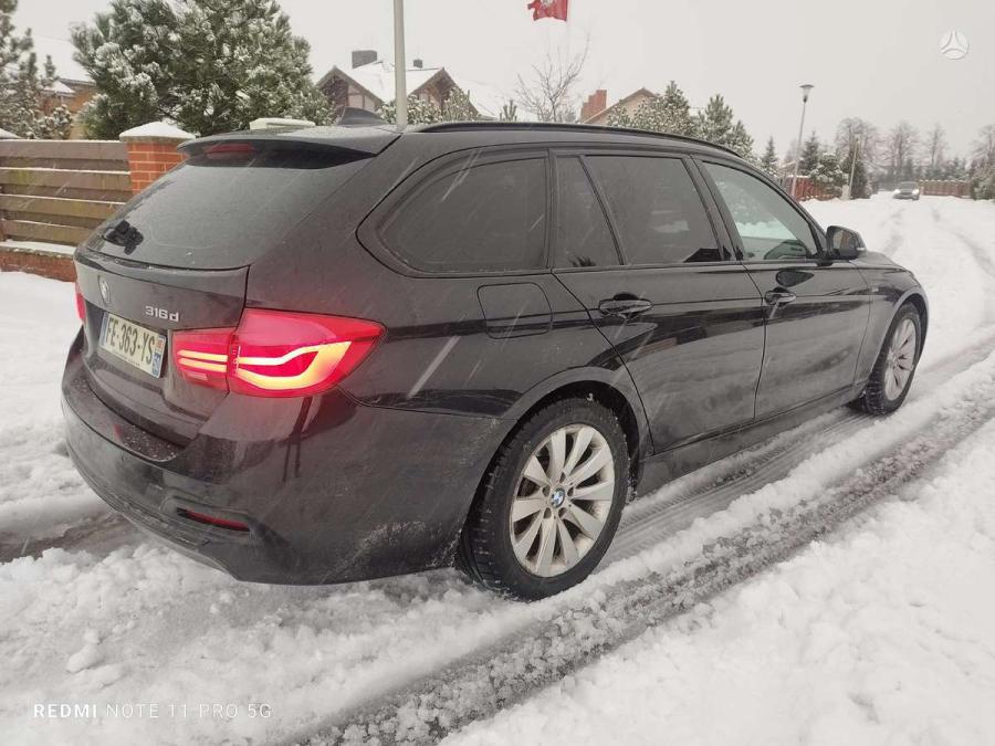 Melns BMW 316 2019 Klaipėda, ar dzinēja tilpumu 2.00 L un nobraukumu 86 tūkst. km par 12600 €, foto 4 vietnē AUTOMOTO.COM.LV