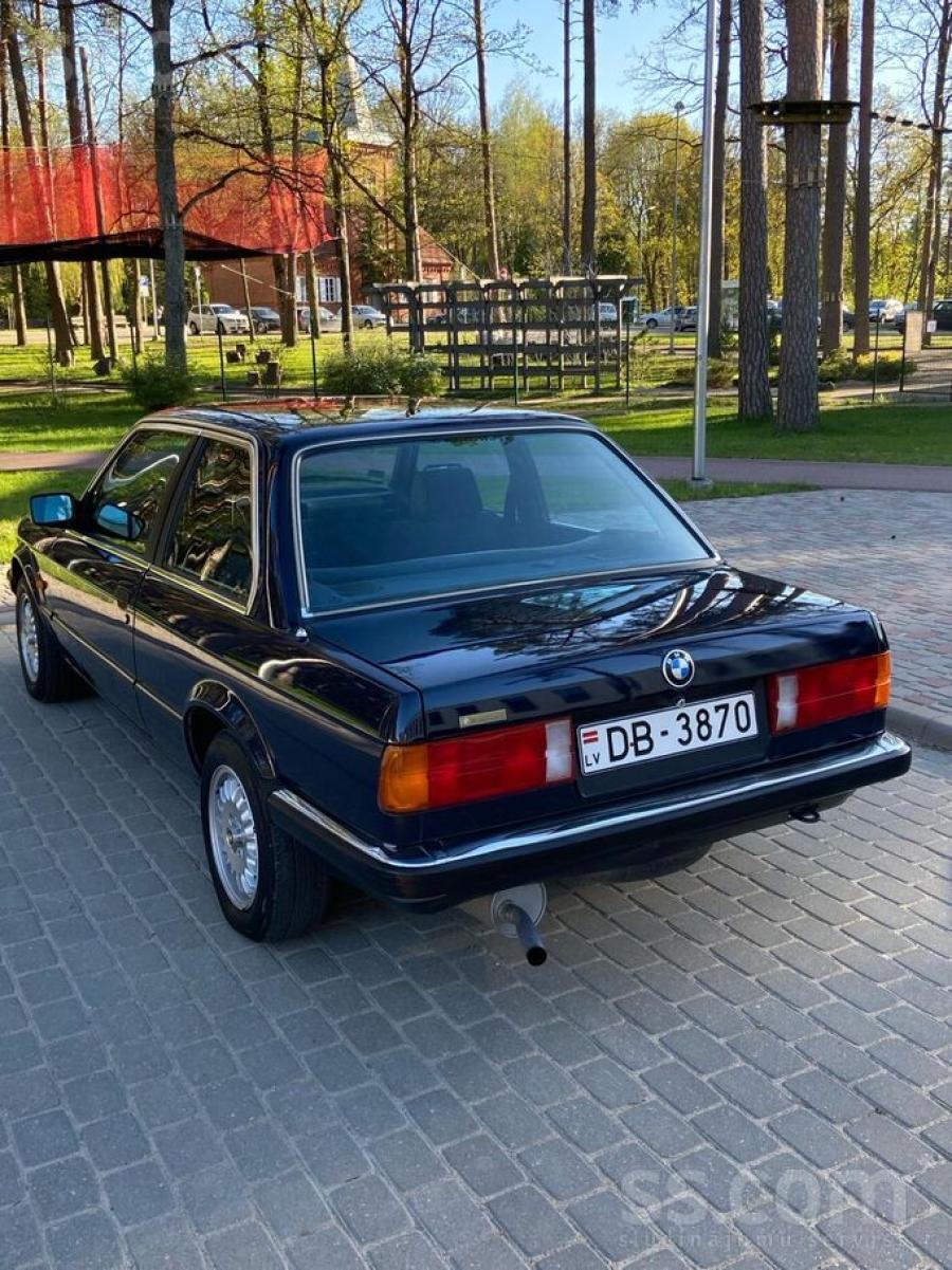 Zils BMW 316 1986 Valmiera, ar dzinēja tilpumu 1.60 L un nobraukumu 160 tūkst. km par 7250 €, foto 9 vietnē AUTOMOTO.COM.LV