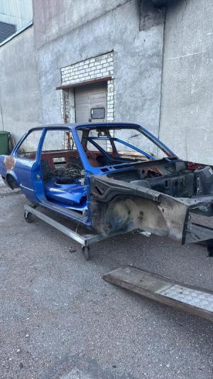 Zils BMW 316 1990 Rapla, ar dzinēja tilpumu 0.00 L un nobraukumu 0 tūkst. km par 1000 €, foto 12 vietnē AUTOMOTO.COM.LV