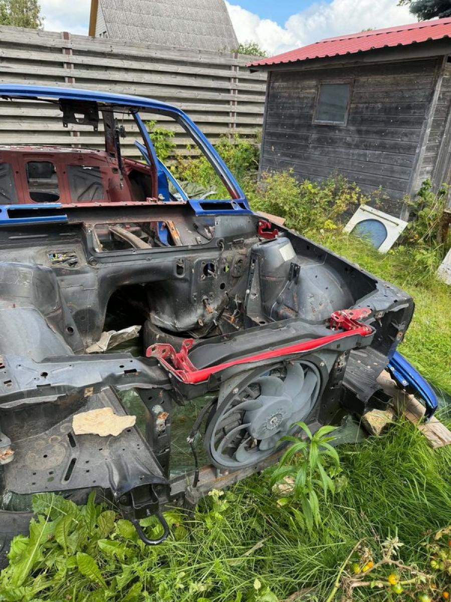 Zils BMW 316 1990 Rapla, ar dzinēja tilpumu 0.00 L un nobraukumu 0 tūkst. km par 1000 €, foto 18 vietnē AUTOMOTO.COM.LV