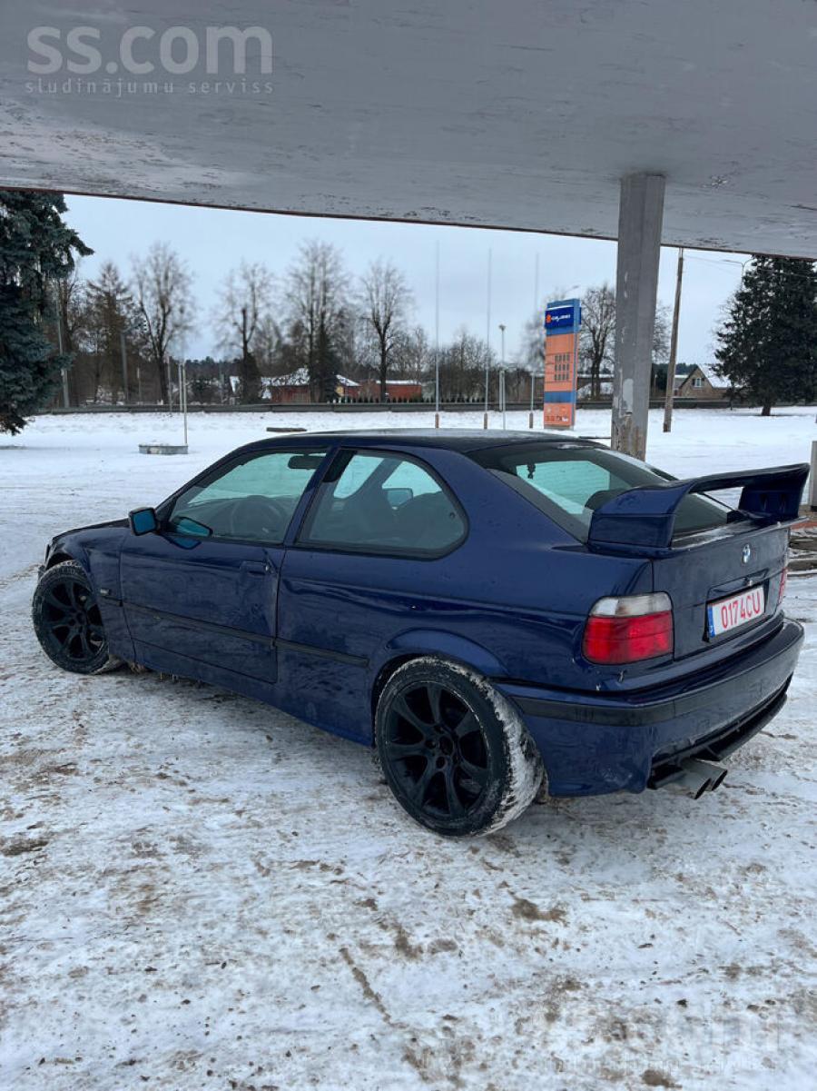 Zils BMW 316 1995 Ogre, ar dzinēja tilpumu 2.80 L un nobraukumu 163 tūkst. km par 2500 €, foto 2 vietnē AUTOMOTO.COM.LV