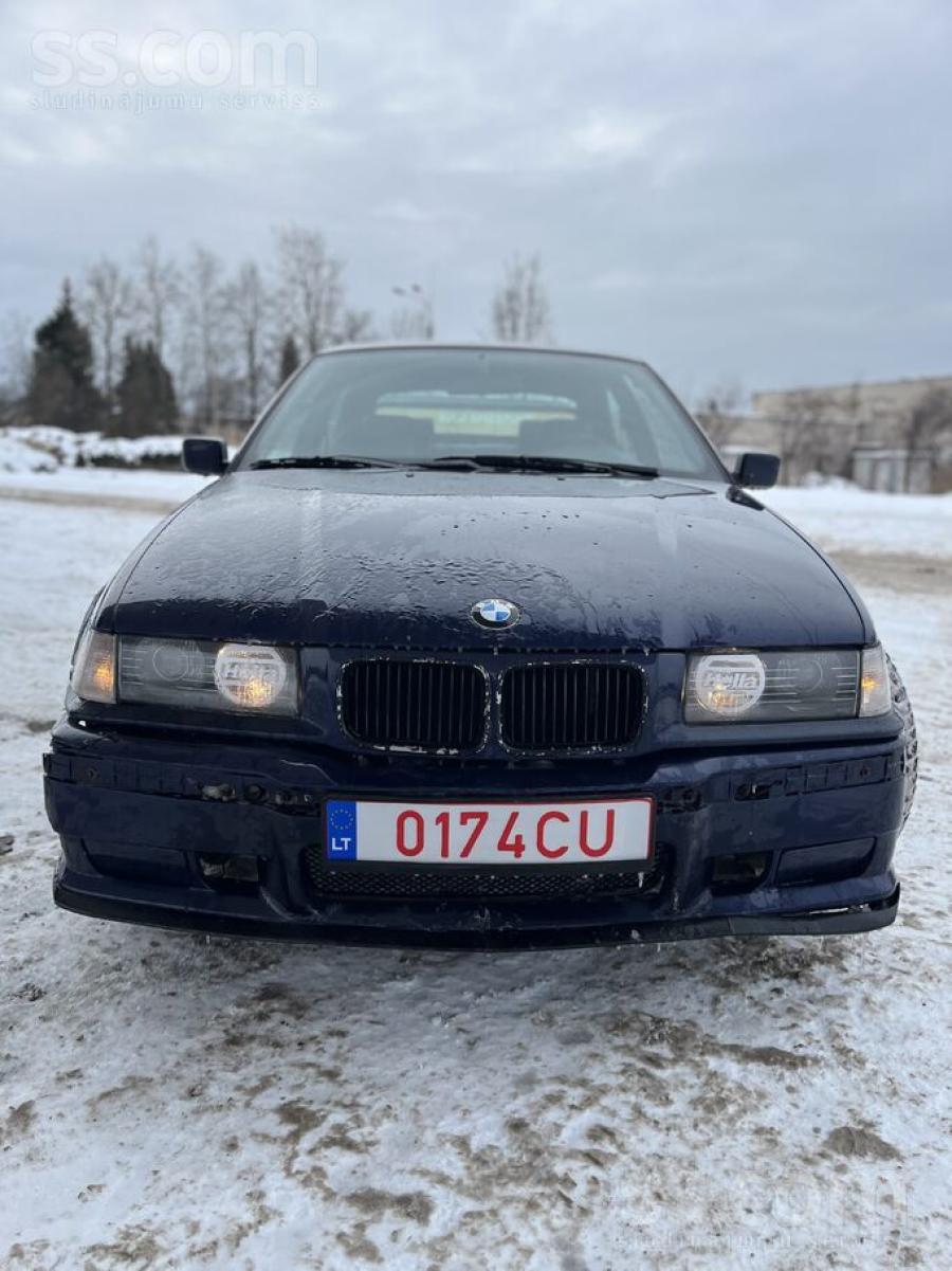 Zils BMW 316 1995 Ogre, ar dzinēja tilpumu 2.80 L un nobraukumu 163 tūkst. km par 2500 €, foto 7 vietnē AUTOMOTO.COM.LV