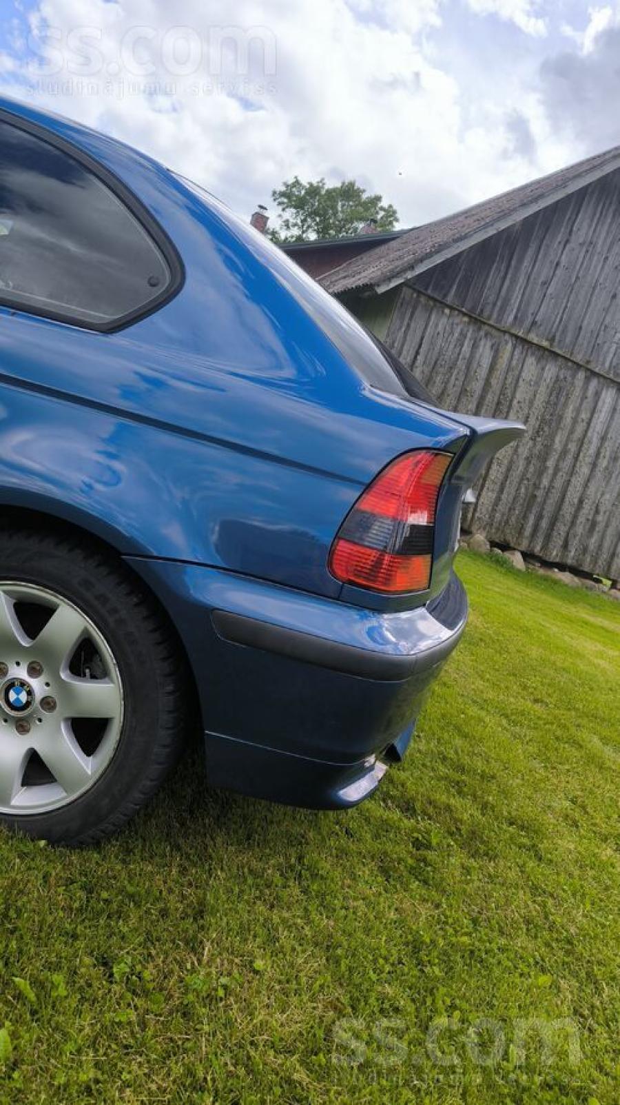 Blue BMW 316 2001 in Cesis, with an engine capacity of 2.50 L and mileage of 322 thousand km for 2300 €, photo 6 on AUTOMOTO.COM.LV