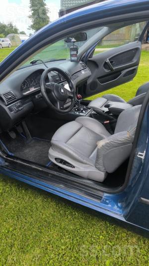 Blue BMW 316 2001 in Cesis, with an engine capacity of 2.50 L and mileage of 322 thousand km for 2300 €, photo 9 on AUTOMOTO.COM.LV