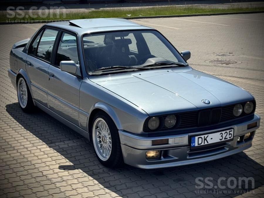 Синий БМВ 316 1988 в Рига, объемом двигателя 2.50 л и пробегом 245 тыс. км за 13000 €, фото 10 на AUTOMOTO.COM.LV