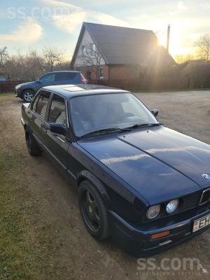 Blue BMW 316 1989 in Kuldiga, with an engine capacity of 1.60 L and mileage of 250 thousand km for 6500 €, photo  on AUTOMOTO.COM.LV
