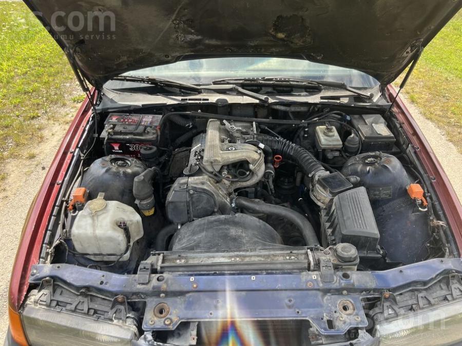 Blue BMW 316 1993 in Jelgava, with an engine capacity of 1.60 L and mileage of 300 thousand km for 1350 €, photo 13 on AUTOMOTO.COM.LV