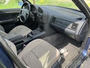 Blue BMW 316 1993 in Jelgava, with an engine capacity of 1.60 L and mileage of 300 thousand km for 1350 €, photo 22 on AUTOMOTO.COM.LV