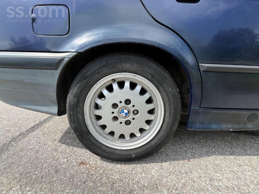 Blue BMW 316 1993 in Jelgava, with an engine capacity of 1.60 L and mileage of 300 thousand km for 1350 €, photo 27 on AUTOMOTO.COM.LV