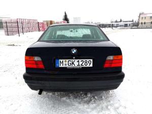 Zils BMW 316 1995 Marijampole, ar dzinēja tilpumu 1.60 L un nobraukumu 240 tūkst. km par 1850 €, foto 4 vietnē AUTOMOTO.COM.LV