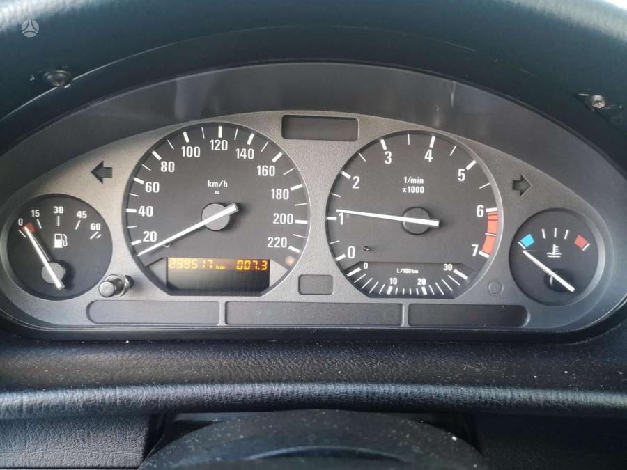 Zils BMW 316 1995 Marijampole, ar dzinēja tilpumu 1.60 L un nobraukumu 240 tūkst. km par 1850 €, foto 10 vietnē AUTOMOTO.COM.LV