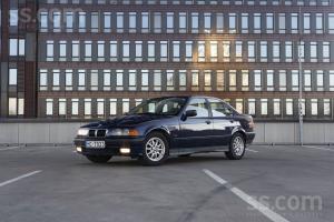 Zils BMW 316 1996 Jelgava, ar dzinēja tilpumu 1.60 L un nobraukumu 282 tūkst. km par 3200 €, foto  vietnē AUTOMOTO.COM.LV