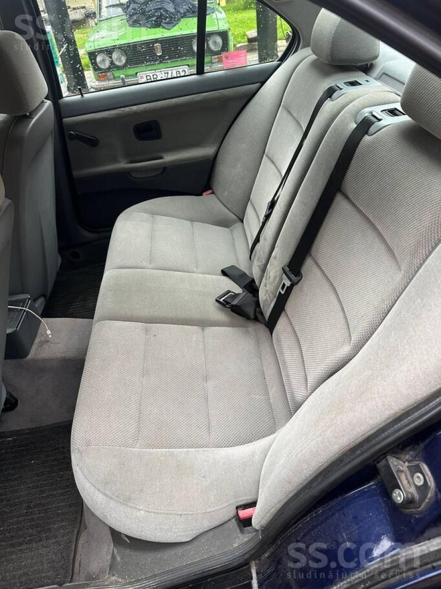 Blue BMW 316 1996 in Jelgava, with an engine capacity of 1.60 L and mileage of 274 thousand km for 3200 €, photo 10 on AUTOMOTO.COM.LV