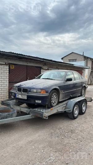 Blue BMW 316 1996 in Jelgava, with an engine capacity of 1.60 L and mileage of 274 thousand km for 3200 €, photo 14 on AUTOMOTO.COM.LV