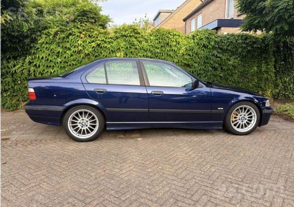 Zils BMW 316 1998 Rīga, ar dzinēja tilpumu 1.60 L un nobraukumu 296 tūkst. km par 3950 €, foto 4 vietnē AUTOMOTO.COM.LV