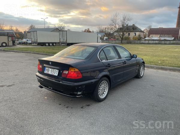 Zils BMW 316 1999 Jēkabpils, ar dzinēja tilpumu 2.50 L un nobraukumu 240 tūkst. km par 1650 €, foto 2 vietnē AUTOMOTO.COM.LV