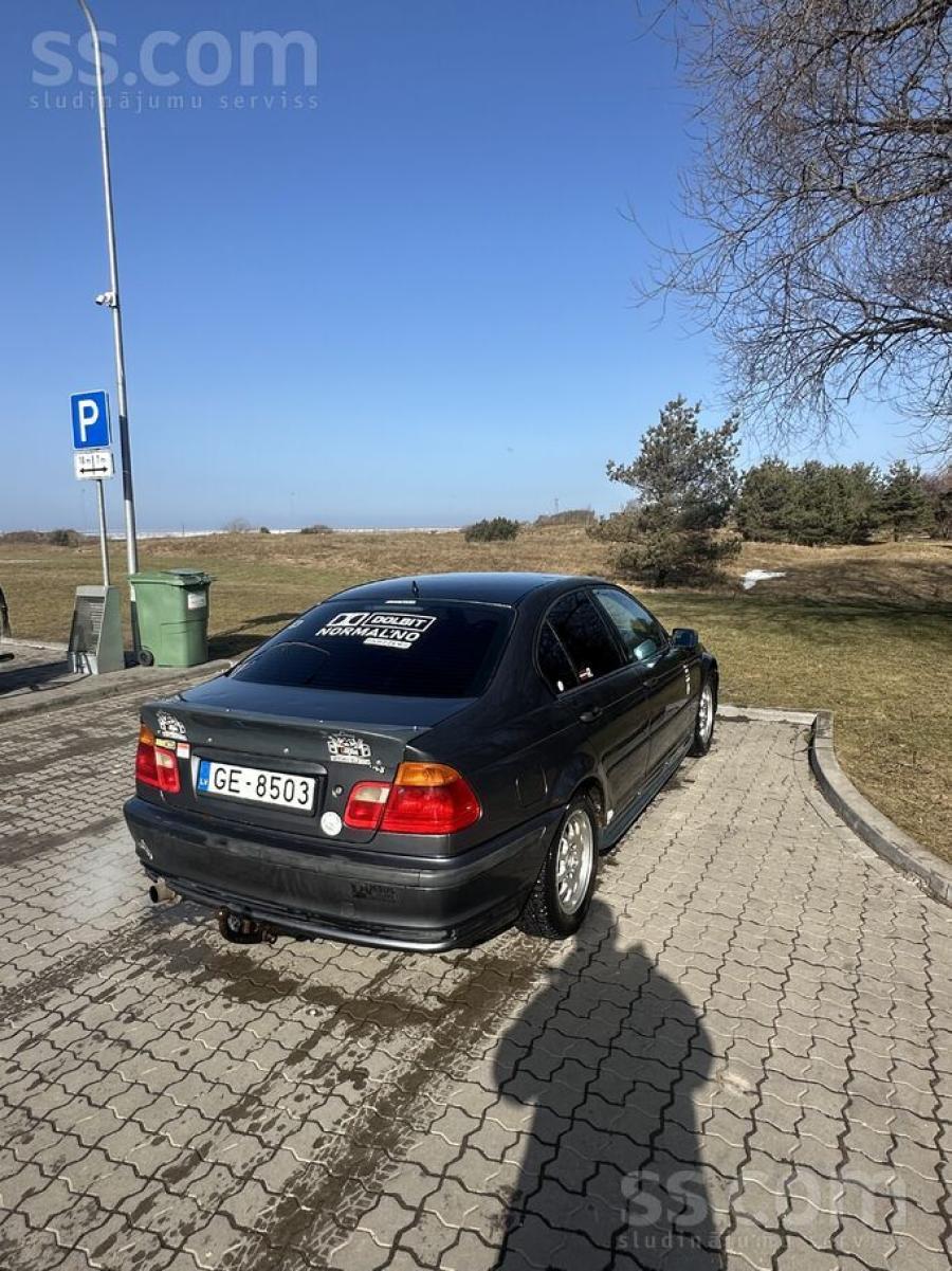 Zils BMW 316 1999 Liepāja, ar dzinēja tilpumu 2.50 L un nobraukumu 340 tūkst. km par 2700 €, foto 3 vietnē AUTOMOTO.COM.LV