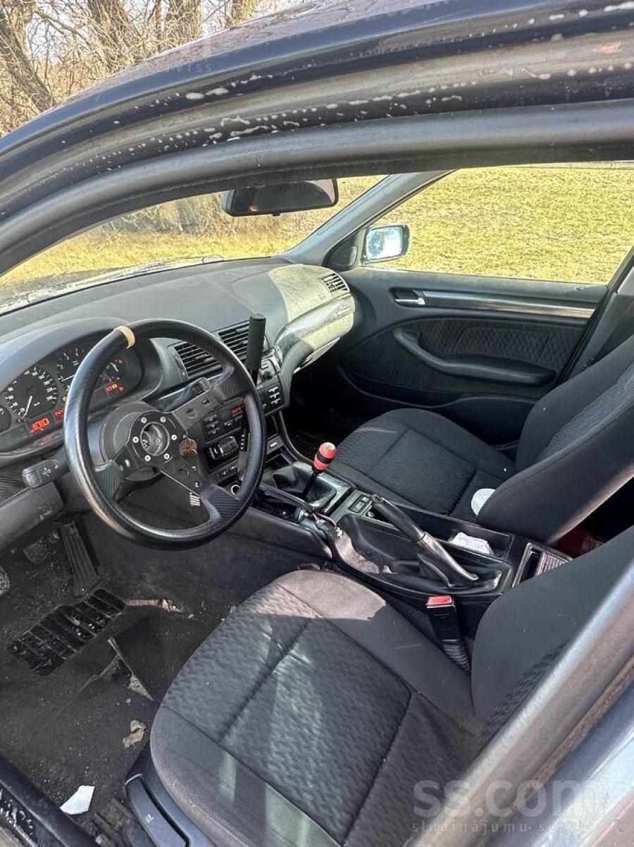 Zils BMW 316 1999 Liepāja, ar dzinēja tilpumu 2.50 L un nobraukumu 340 tūkst. km par 2700 €, foto 7 vietnē AUTOMOTO.COM.LV