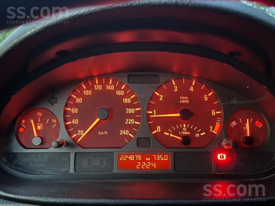 Blue BMW 316 2003 in Riga, with an engine capacity of 1.80 L and mileage of 225 thousand km for 1800 €, photo 10 on AUTOMOTO.COM.LV